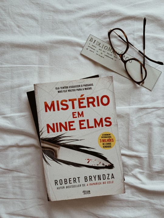 Review | Mistério em Nine Elms - a thousand books
