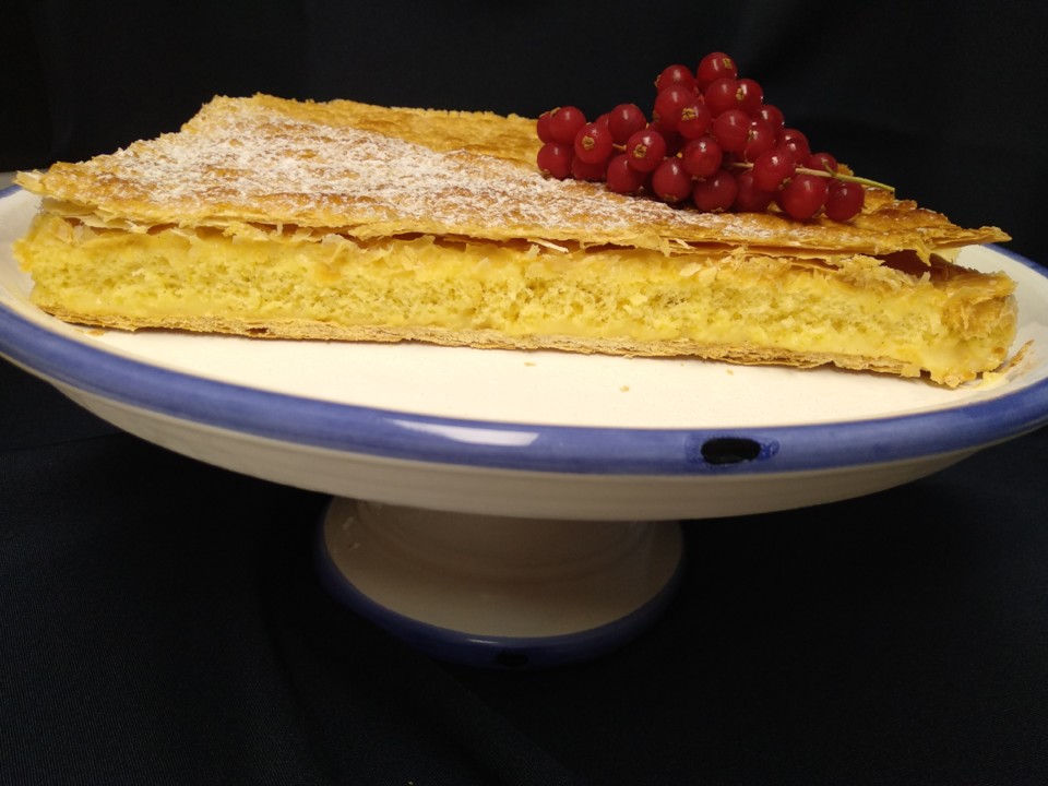 Bolo Russo com Creme de Pasteleiro - I Like 2 Eat