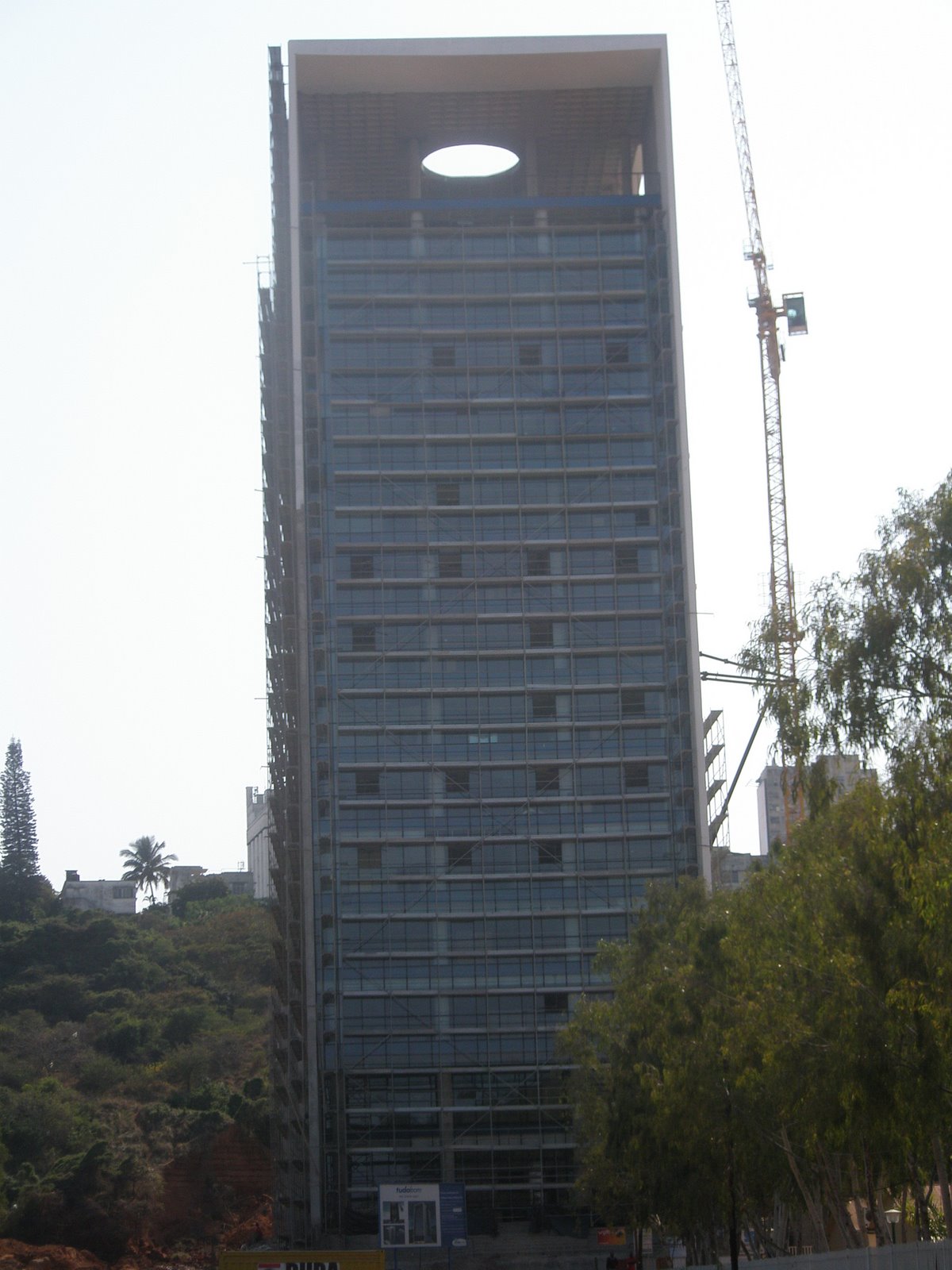 MAPUTO | Edificio Vodacom | 15 andares | Completo | SkyscraperCity Forum
